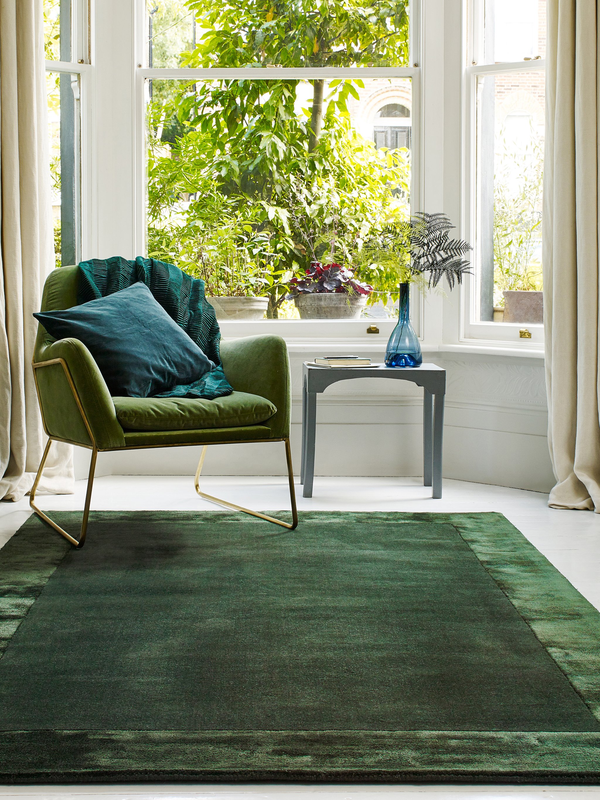 Ascot green - 160 x 230cm (5ft 2" x 7ft 6"). ERugs Direct